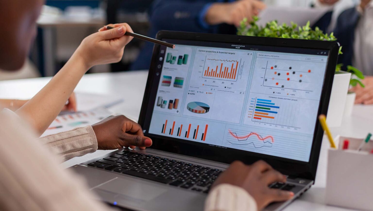 🤩 Cómo crear tu propia marca de ropa